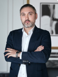Петр Кузнецов