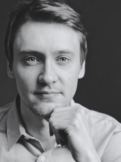 На фото Александр Корнеев
