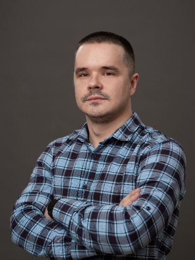 На фото Дмитрий Юпатов