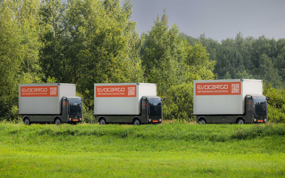 На птицефабрике «Элинар-Бройлер» запускают автономные грузовики Evocargo | РБК Компании